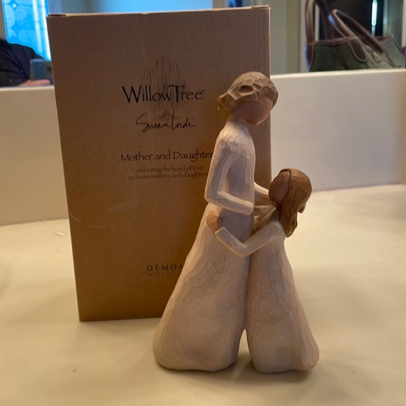 Willow Tree | Art | Newwillow Tree Mother And Daughter Statueso Sweet ...